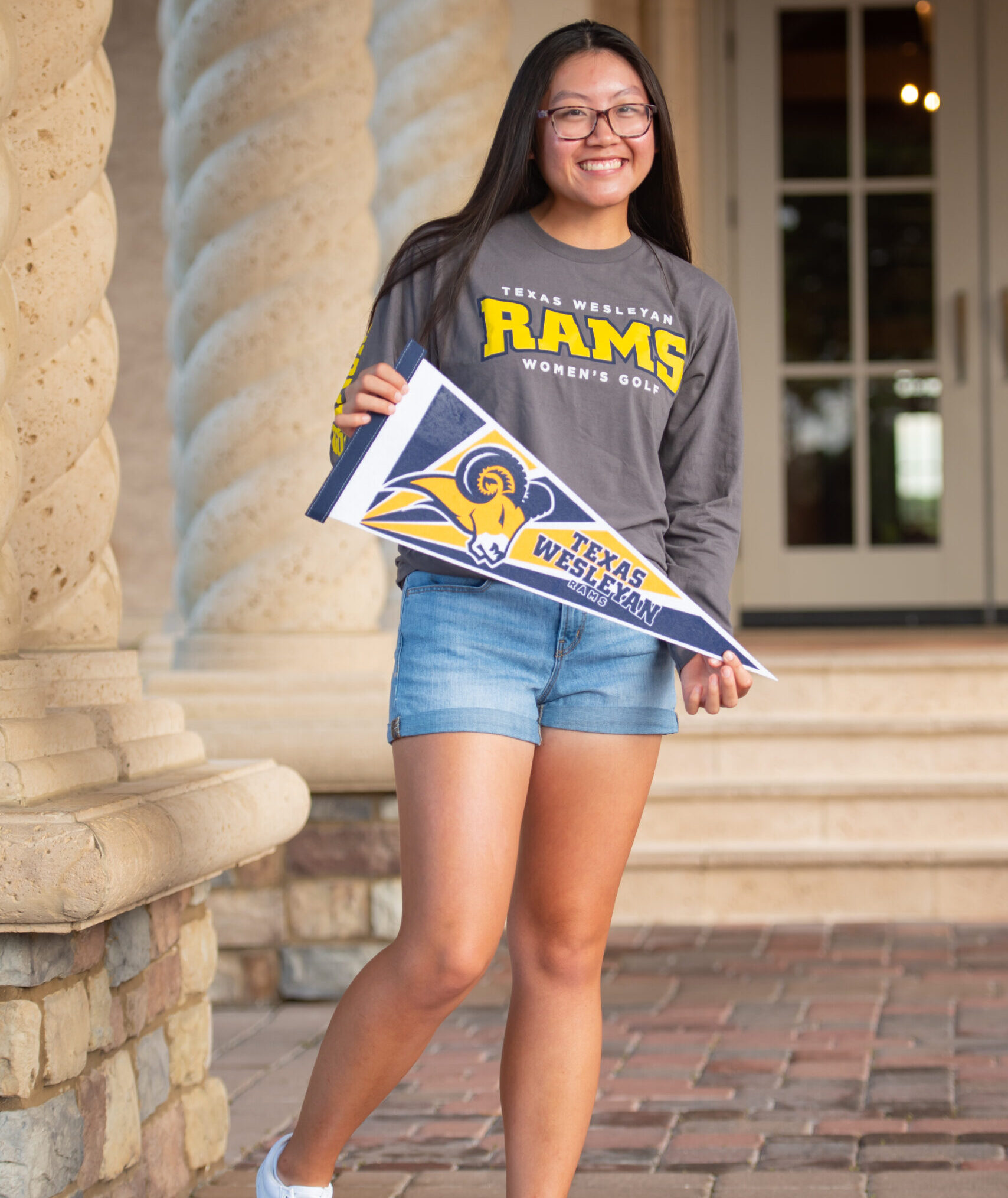 First Tee Scholar Malisone Chanthapanya becomes first graduate of program - First Tee ...